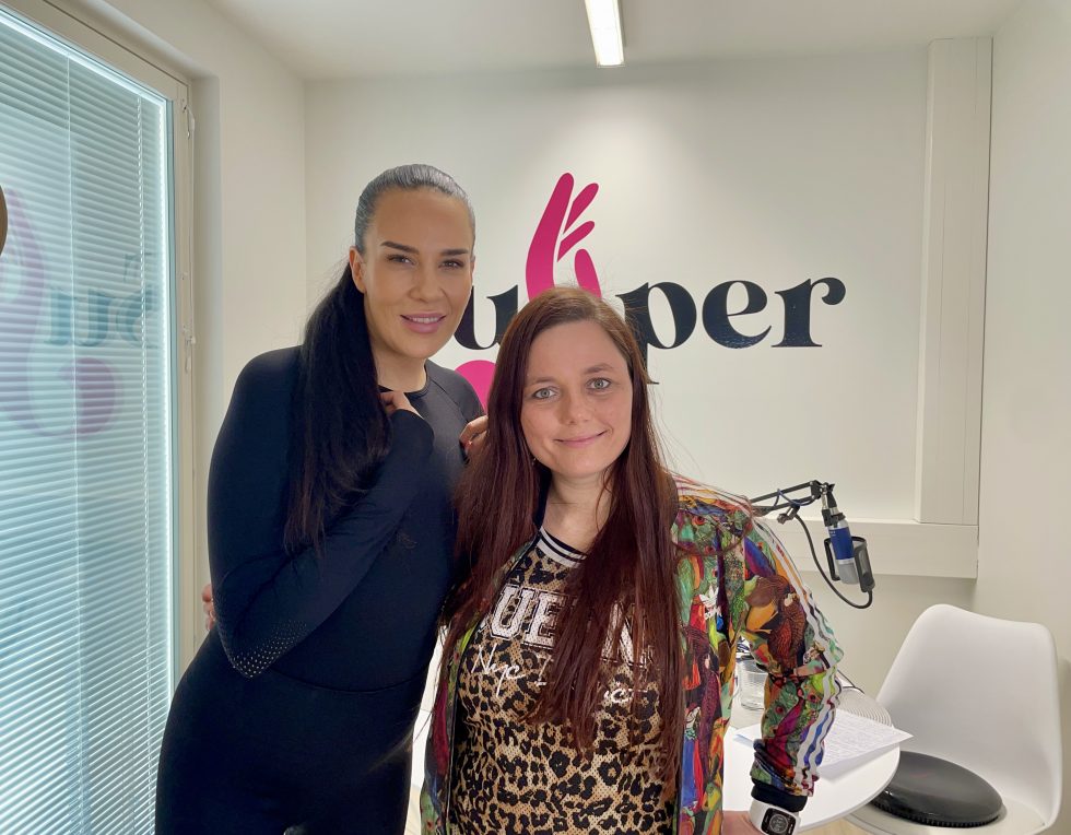 Sini Sabotage: Tulevaisuudessa voin olla vaikka kuussa. - Super J